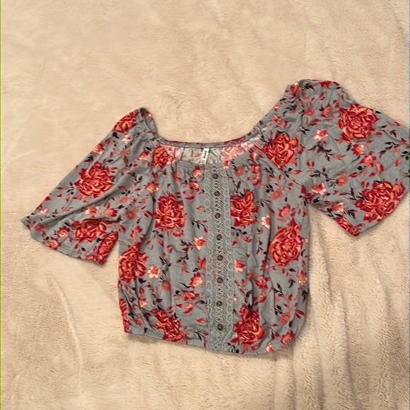 Mudd | Tops | Mudd Top Xs Floral Red And Blue | Poshmark
